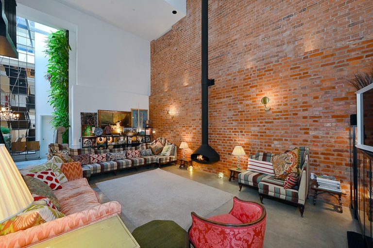 Leo, London, EC1V - Contemporary Location - SHOOTFACTORY