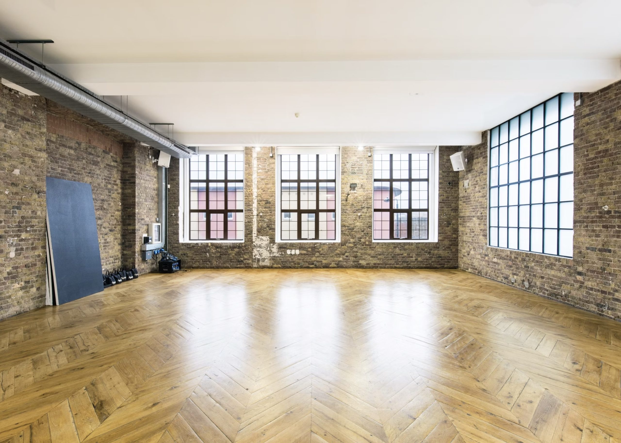 Spring Studios I + J, London, NW5 - SHOOTFACTORY